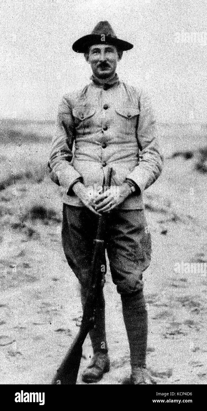 A portrait of Carl Osburn, an individual from the early 20th century ...