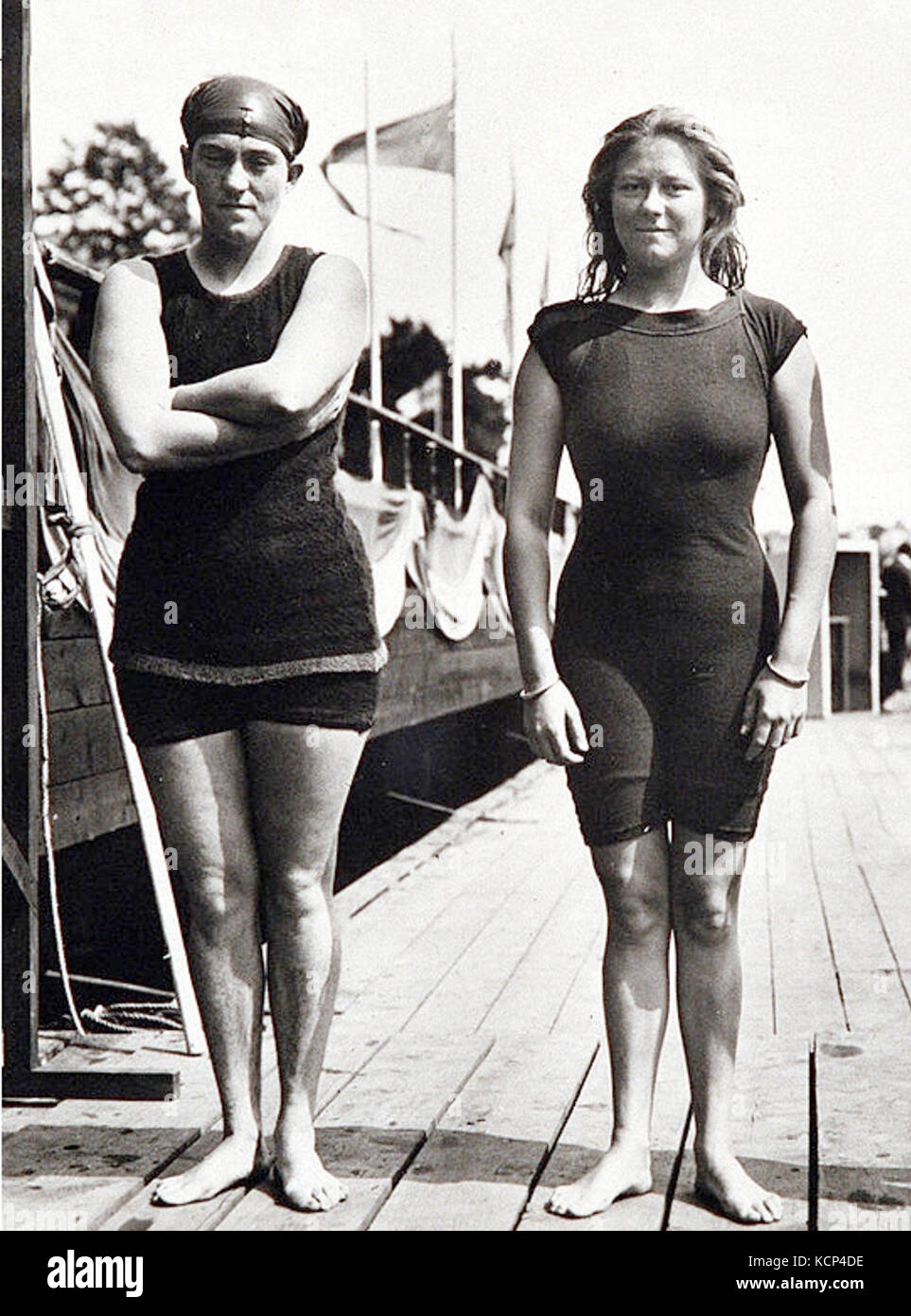 Fanny Durack, Mina Wylie 1912 Stock Photo - Alamy