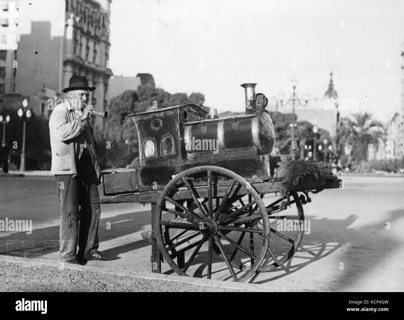 El manisero, Buenos Aires c.1920 Stock Photo - Alamy