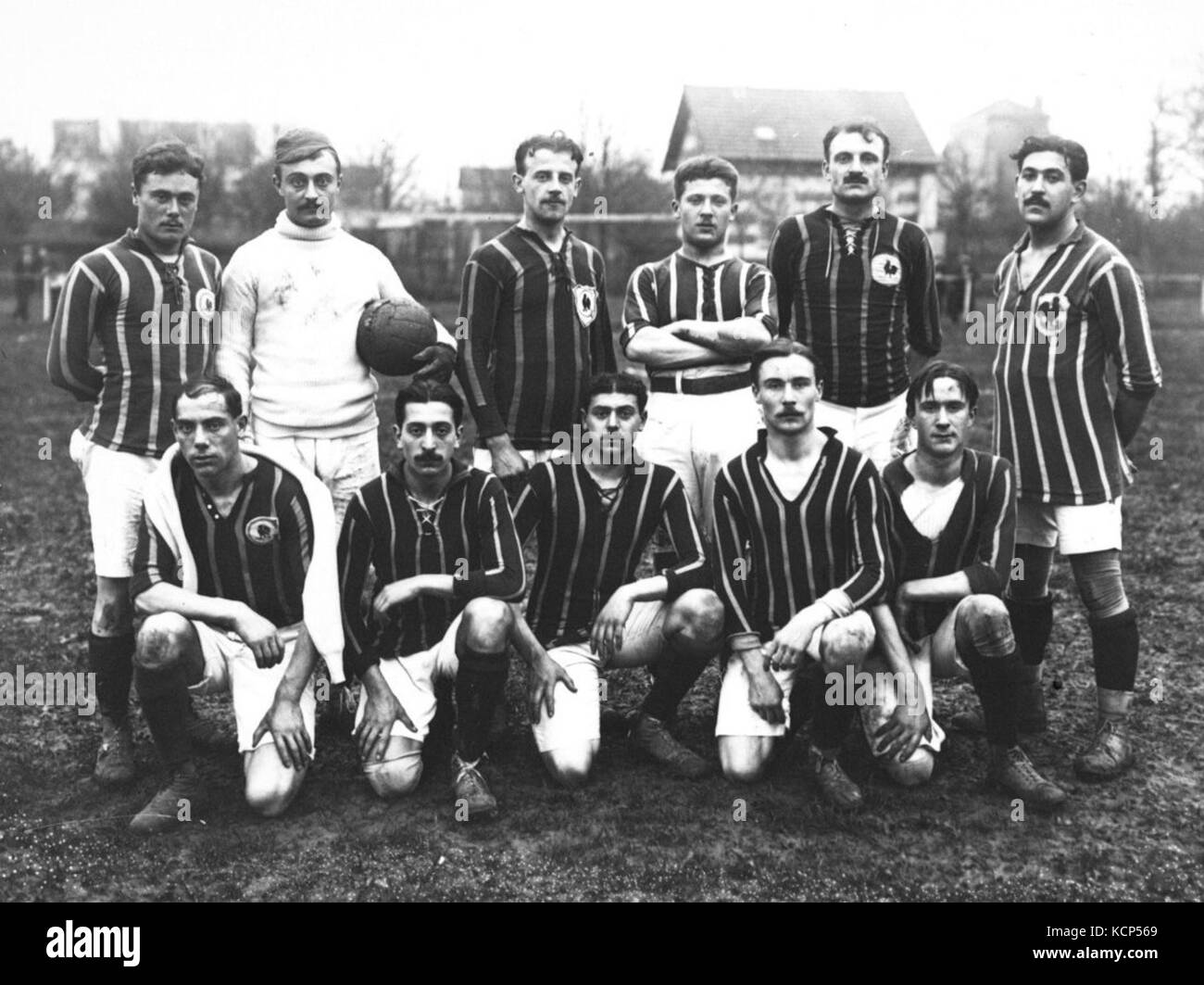 'Gallia Club 1913' refers to a social club established in 1913, likely ...