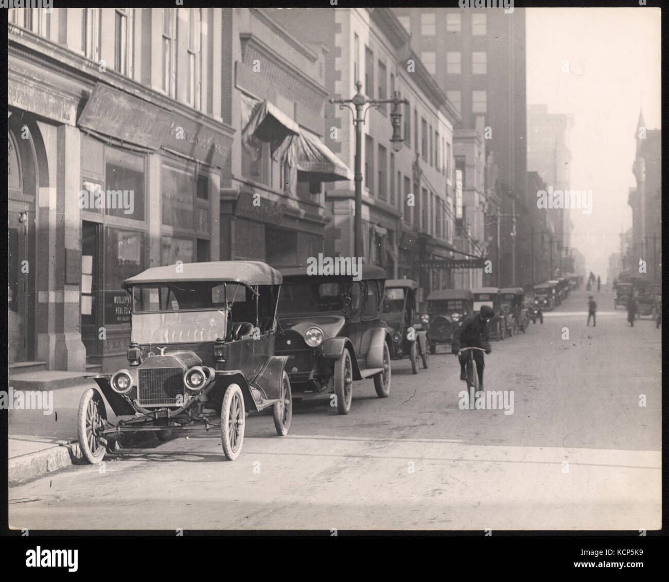 100 block hi-res stock photography and images - Alamy