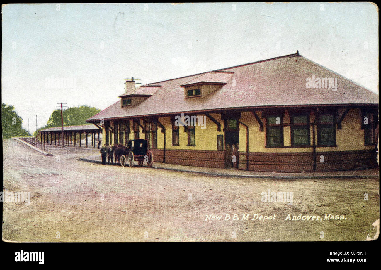 Andover station postcard Stock Photo - Alamy