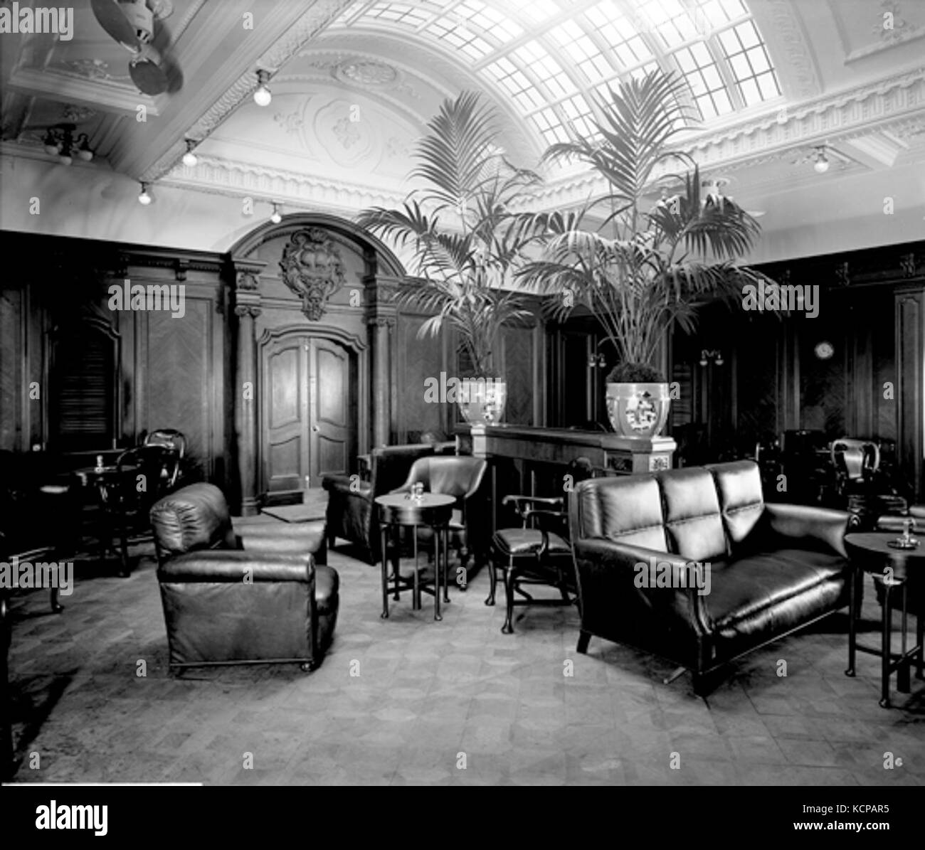 First class smoking room Orama 1911 Stock Photo - Alamy