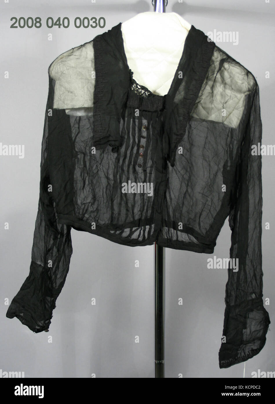 Fashion funeral hi-res stock photography and images - Alamy