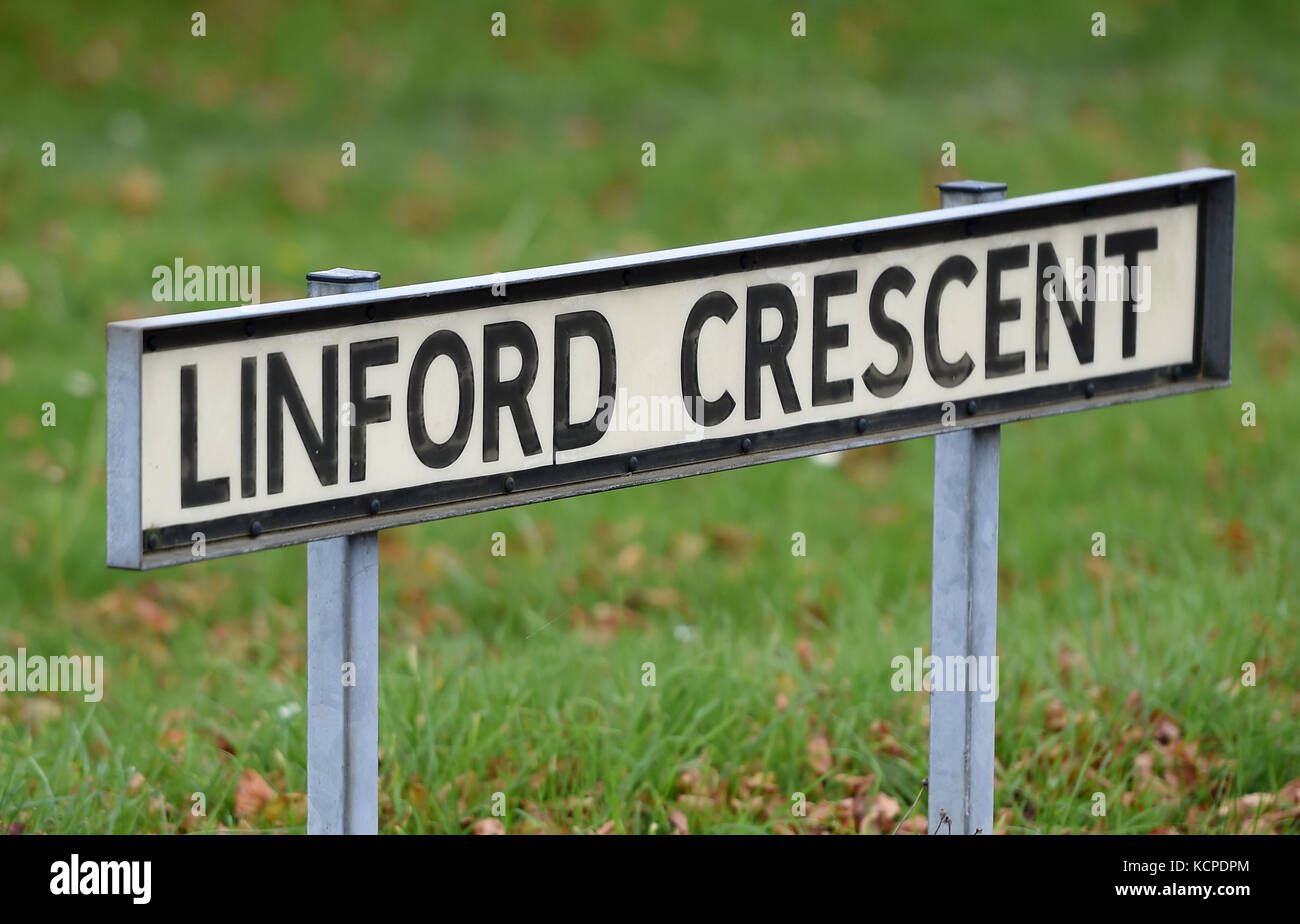 Linford crescent hi-res stock photography and images - Alamy