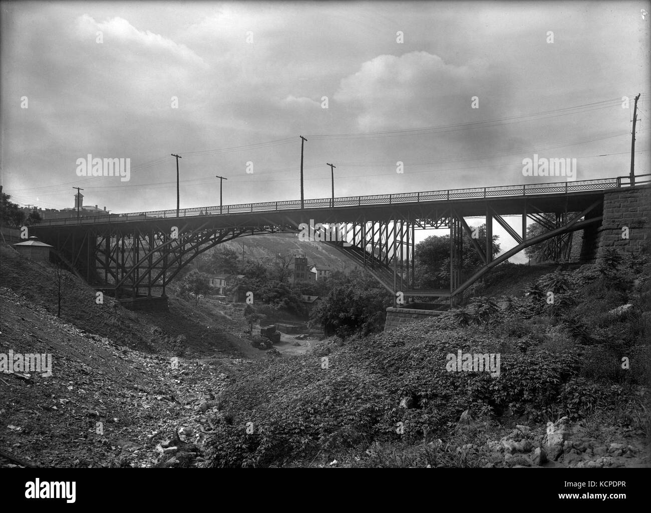 Hollow earth map hi-res stock photography and images - Alamy