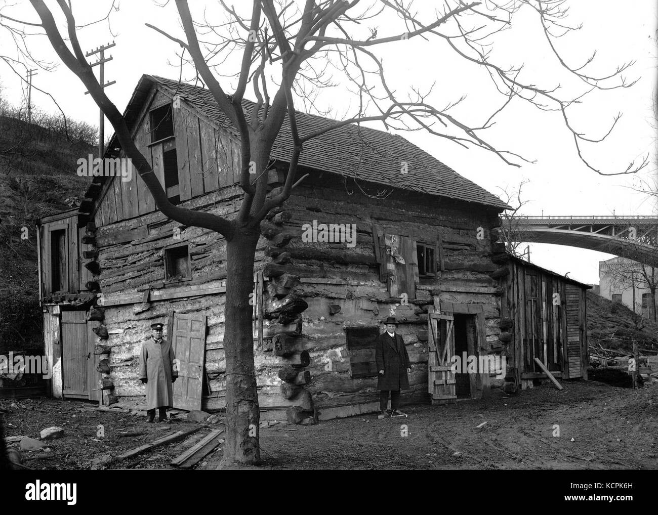 Boundary Street (715.L200.CP Stock Photo - Alamy