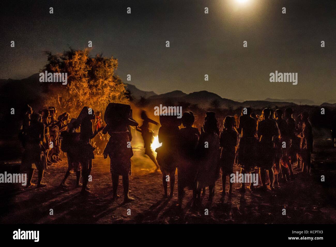 Mucubal hi-res stock photography and images - Alamy