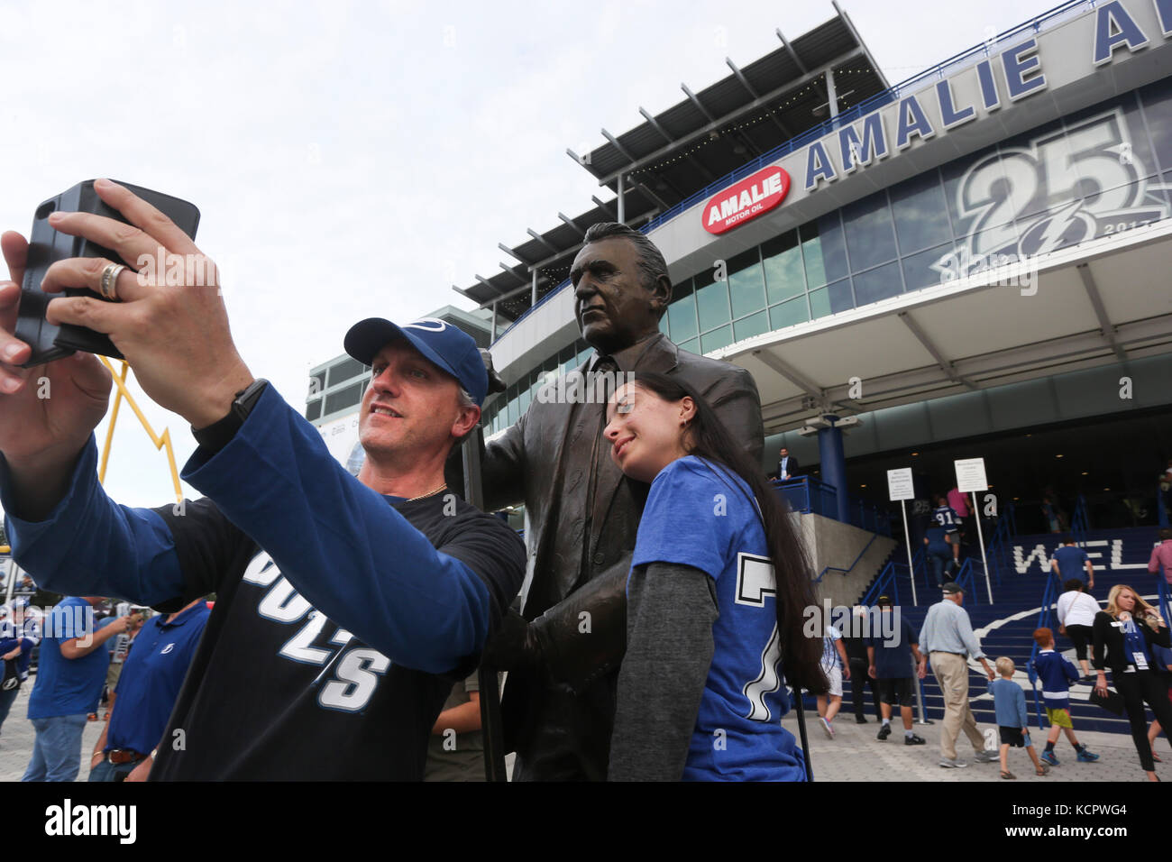 Tampa, Florida, USA. 6th Oct, 2017. DIRK SHADD | Times .Will Curley, 51 ...