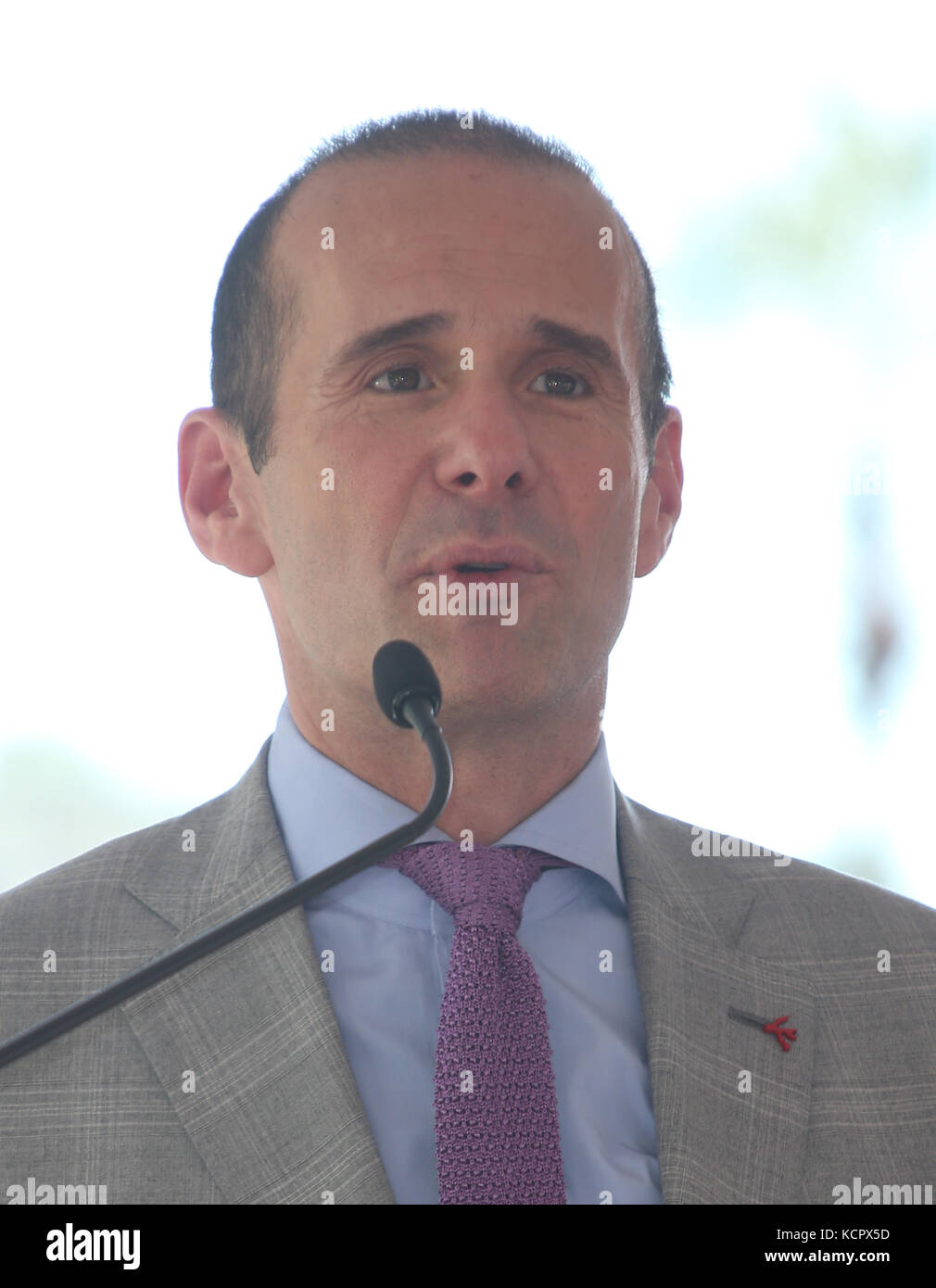 Hollywood, USA. 06th Oct, 2017. Max Mutchnick, At Debra Messing Honored ...