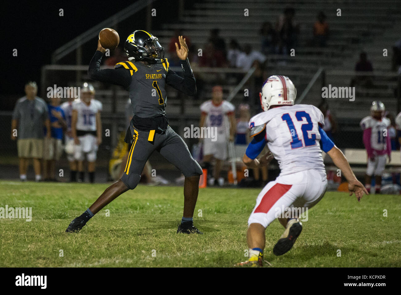 Florida, USA. 6th Oct, 2017. LOREN ELLIOTT | Times .Lakewood ...