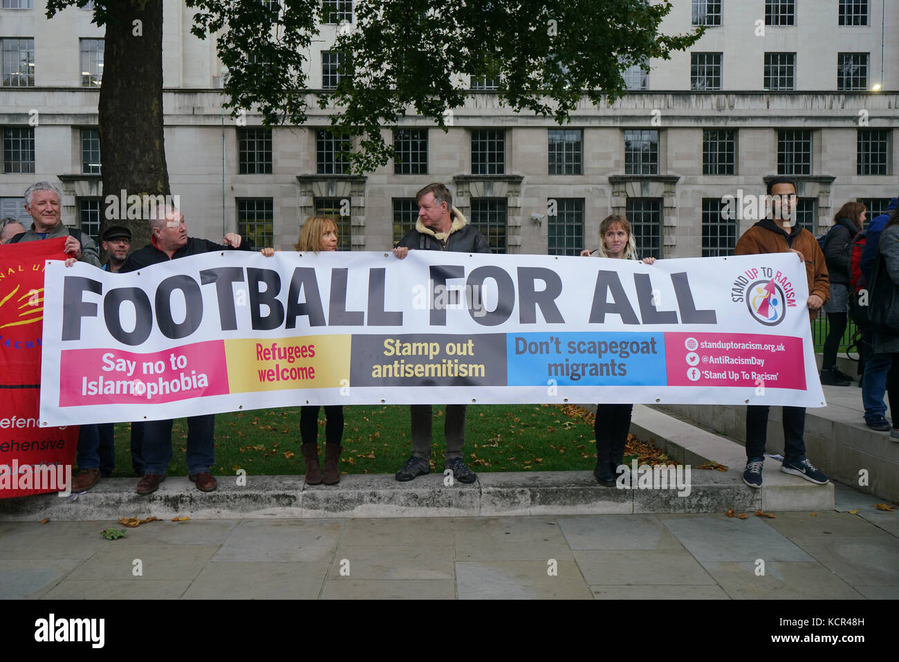 London, England, UK. 7th Oct, 2017. Thousands “Football Lads Alliance ...