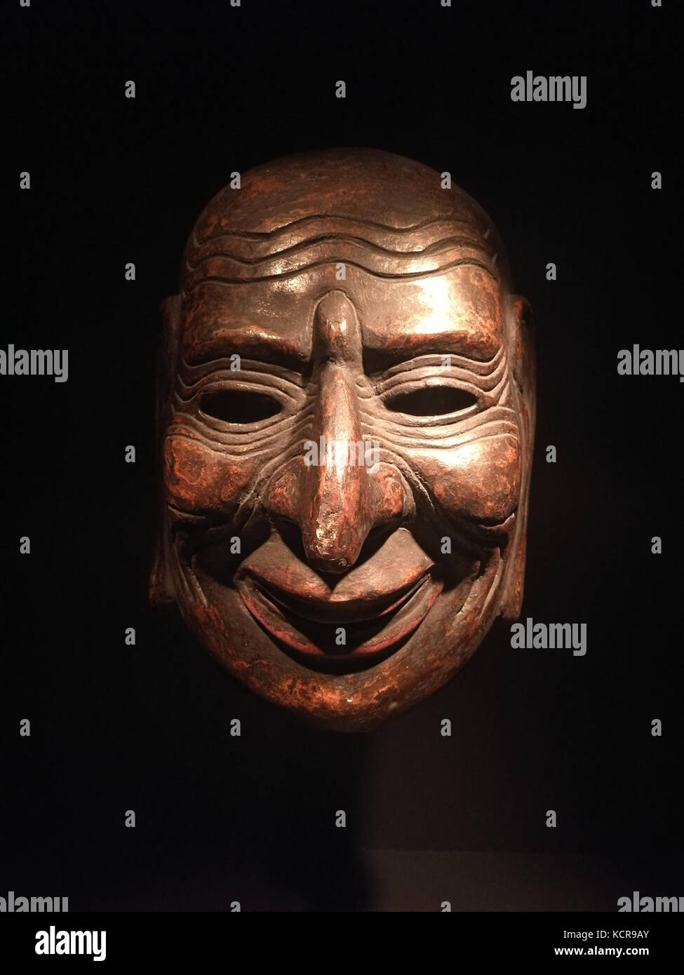 Traditional mask ceremonial artifact hi-res stock photography and ...