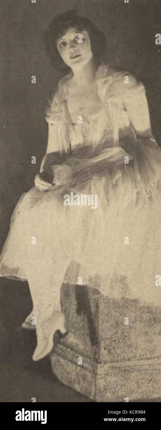 Gladys Miller in Irene 1920 Munceys Mag Stock Photo - Alamy