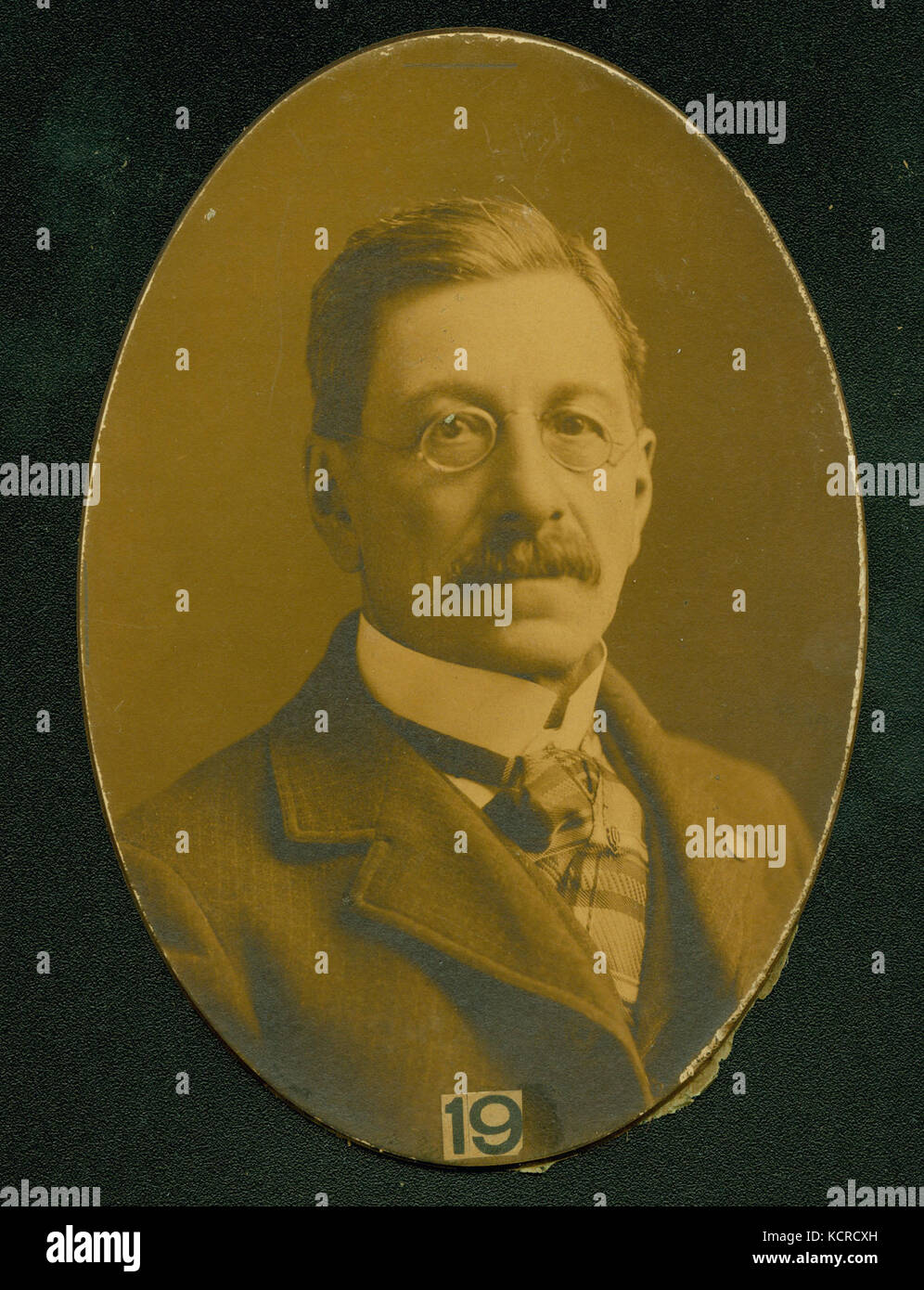 Veteran portraits hi-res stock photography and images - Alamy