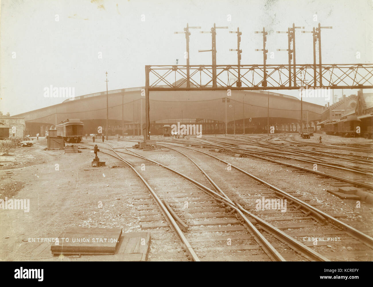 Entrance to Union Station. (Exterior view of train shed Stock Photo - Alamy