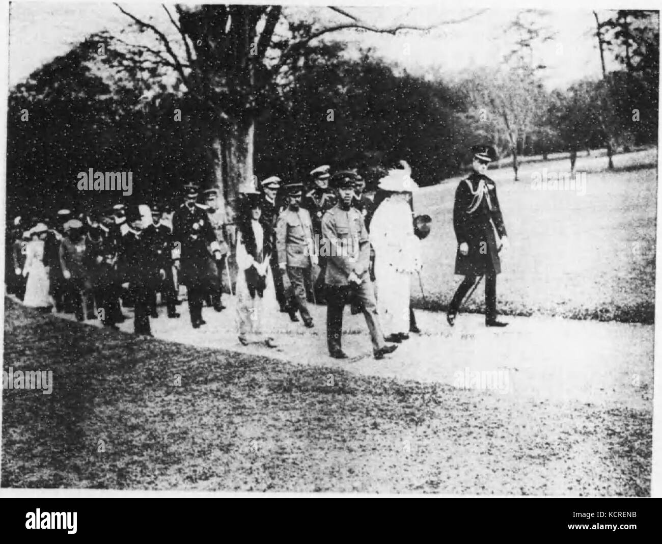 Edward VIII in Japan 1922 Shinjuku Gyoen ndl 920136 76 Stock Photo - Alamy