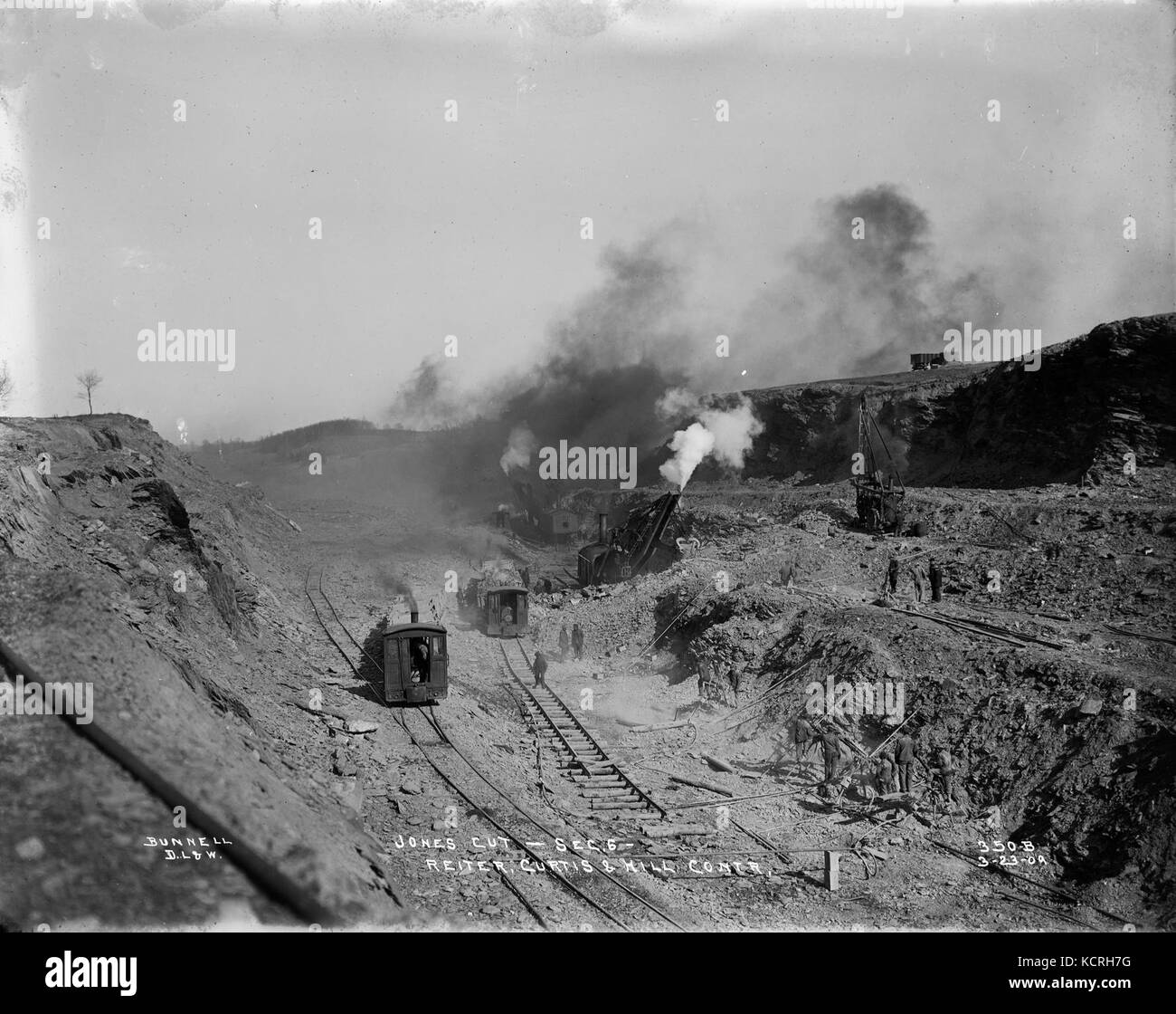 New cut road Black and White Stock Photos & Images - Alamy