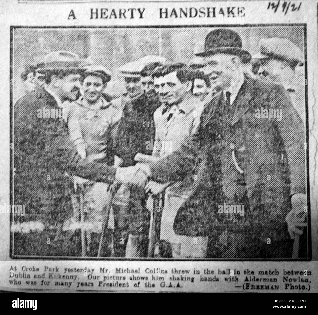 Alderman James Nowlan shakes Michael Collins hand Stock Photo - Alamy