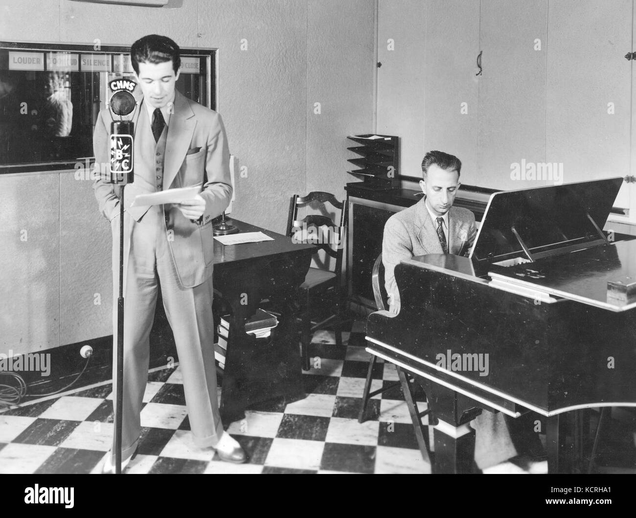 Canadian Actor Austin Willis and Dick Fry Perform from the CHNS Studio ...