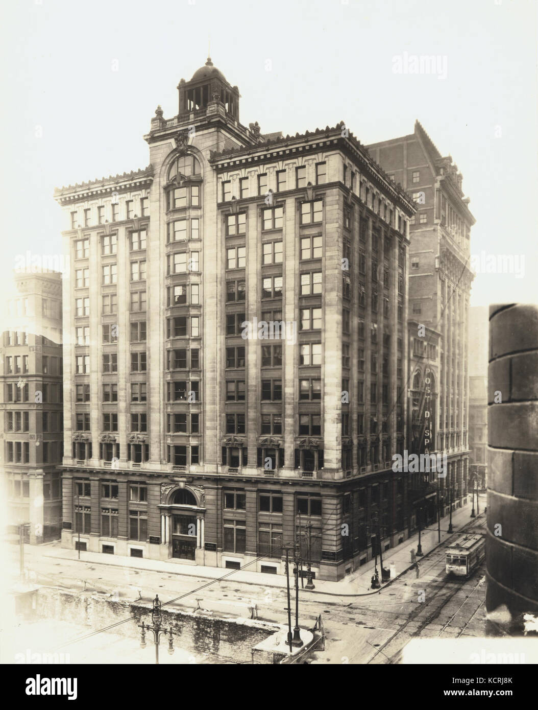 Bank of Commerce, Broadway and Olive, southeast corner Stock Photo - Alamy