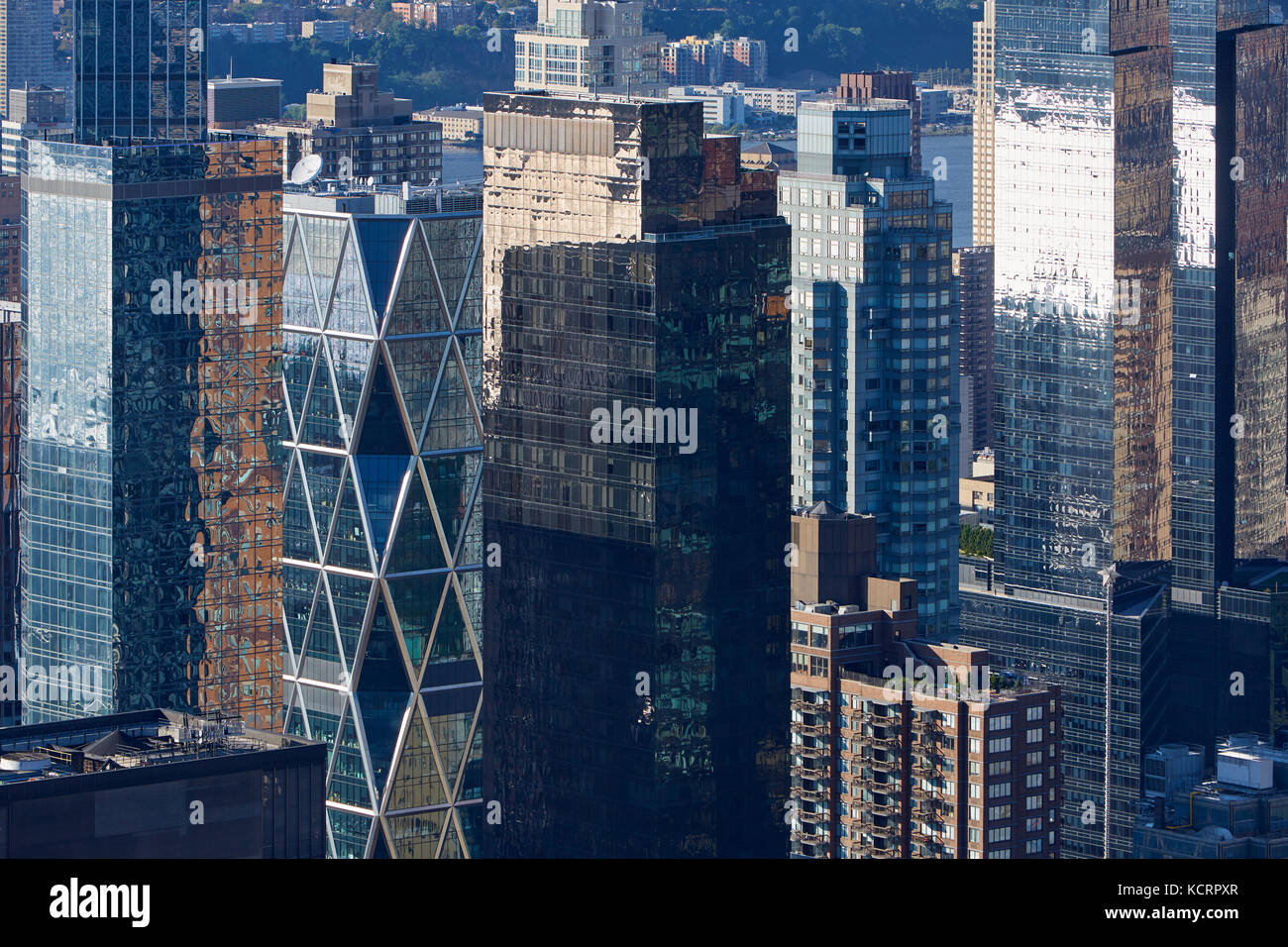 Modern architecture in midtown manhattan hi-res stock photography and ...