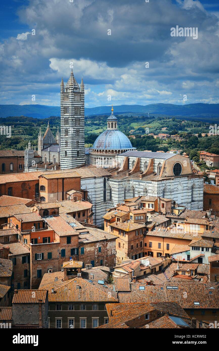 Medieval town with Siena Cathedral and skyline view in Italy Stock ...