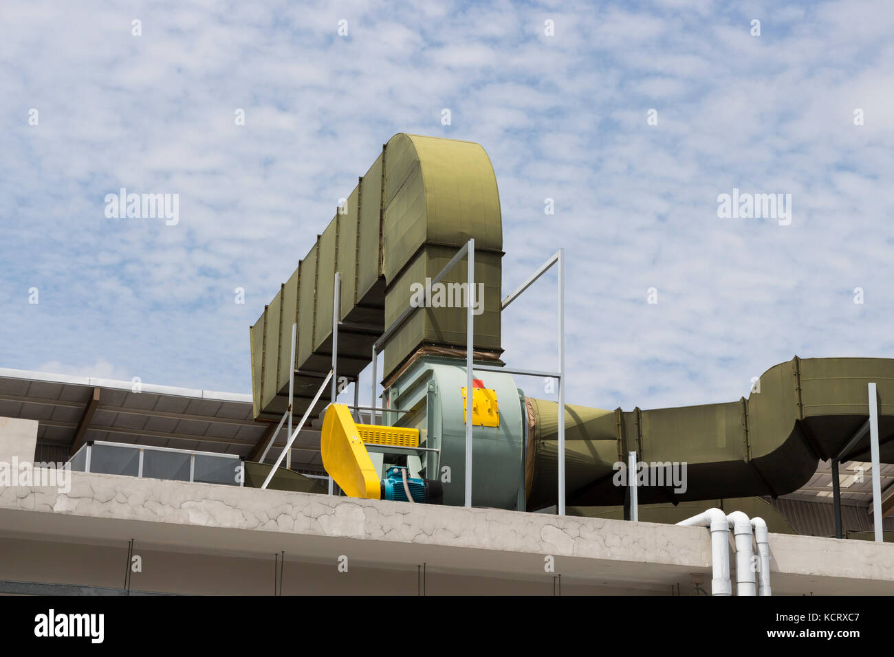 Air duct and ventilation system of modern building Stock Photo - Alamy