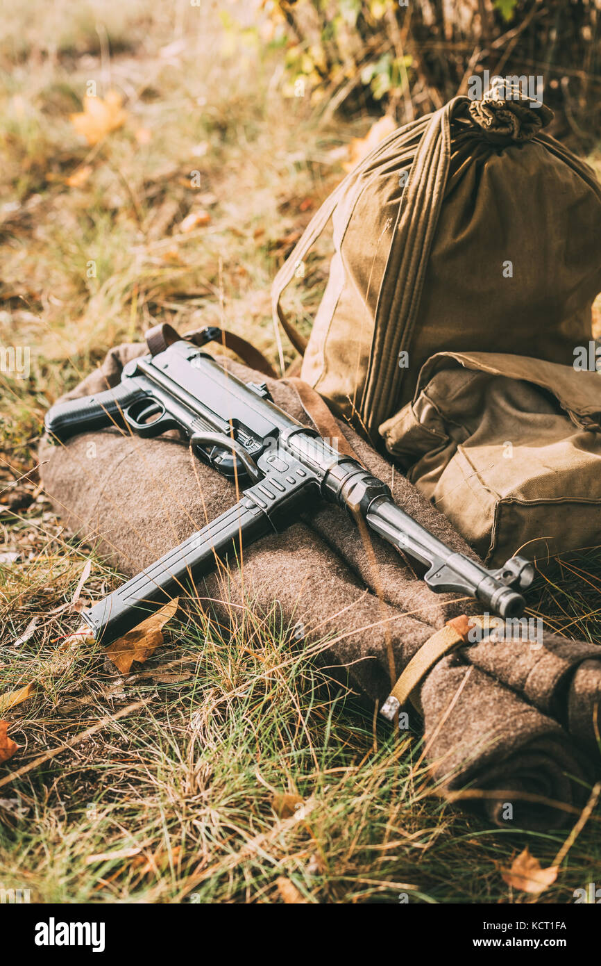 Submachine gun ammunition hi-res stock photography and images - Alamy