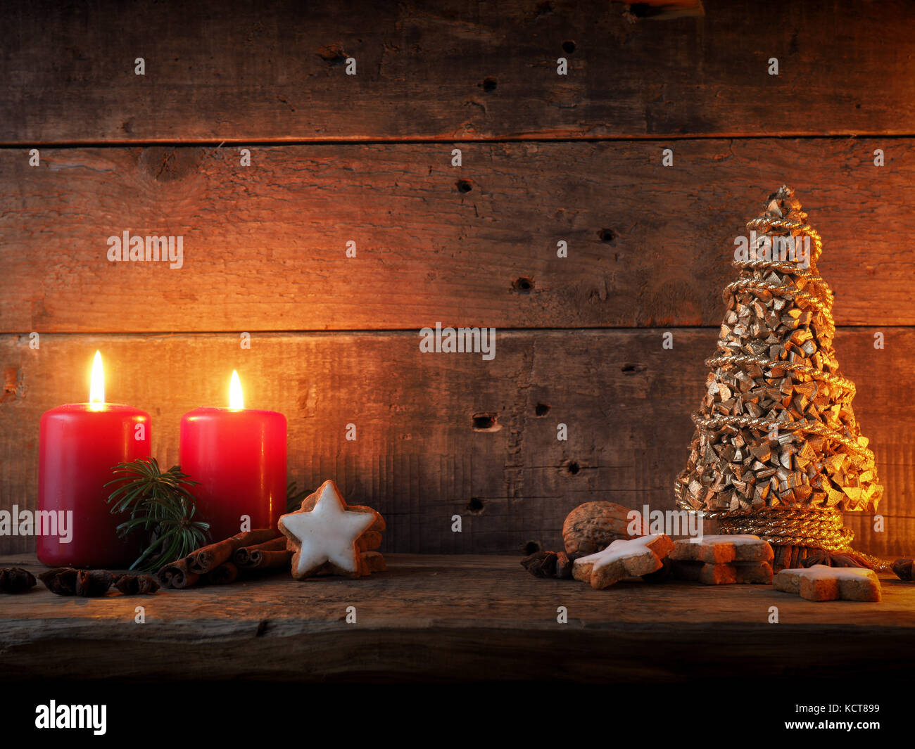 Romantic Christmas background with star shaped cinnamon cookies on a ...