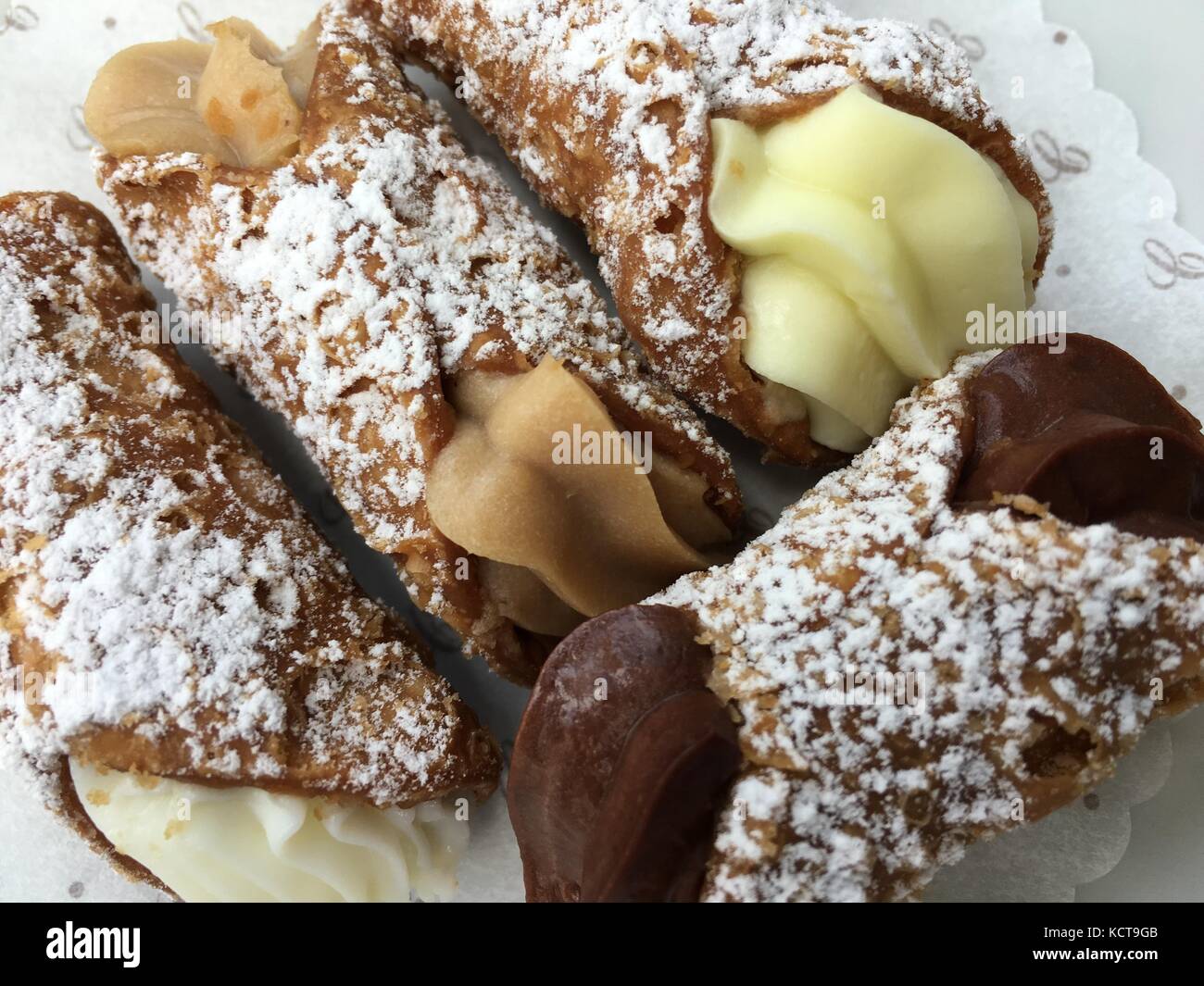 Italian cannolis hi-res stock photography and images - Alamy