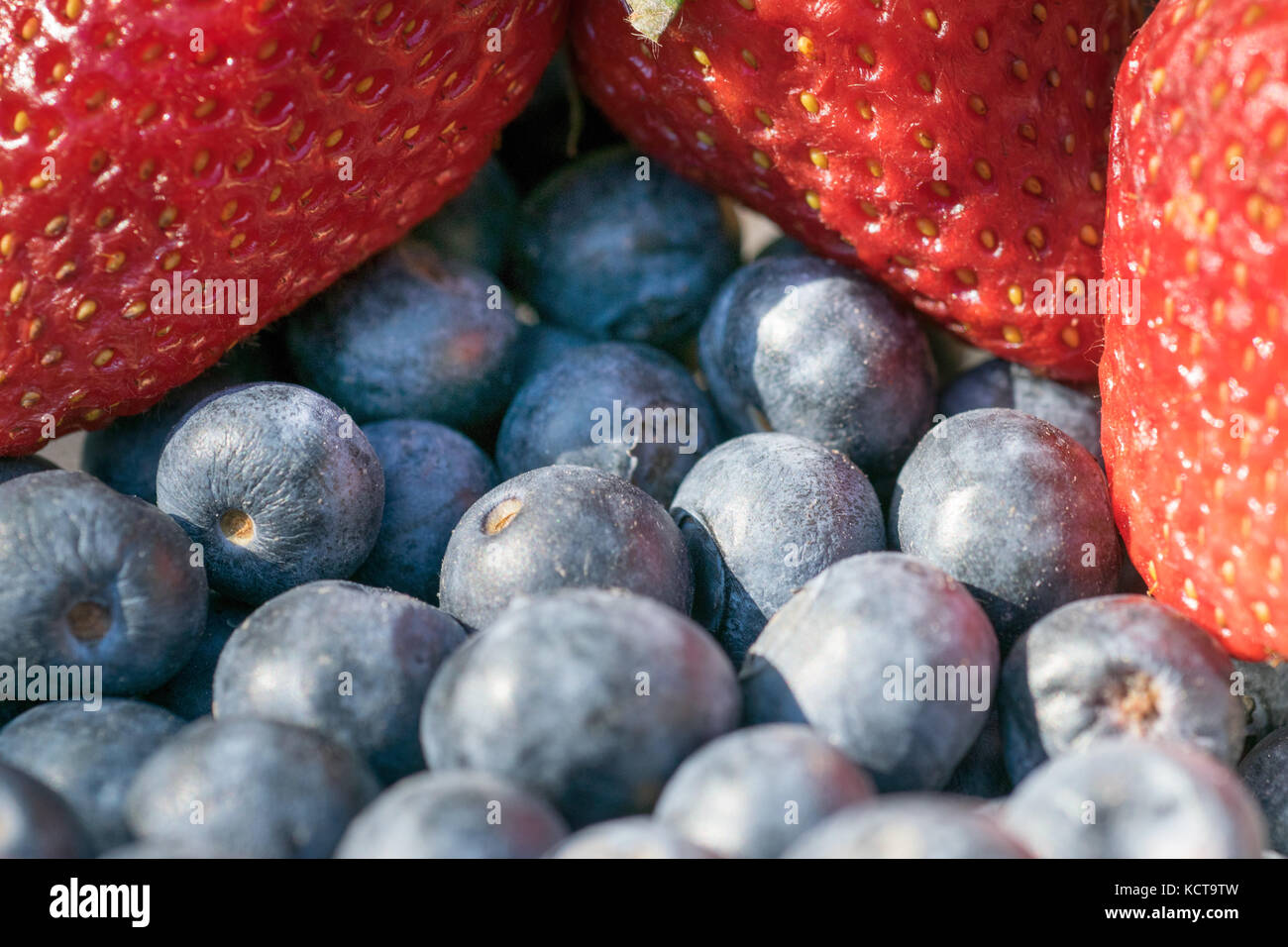 Blueberries and Strawberry background Stock Photo - Alamy