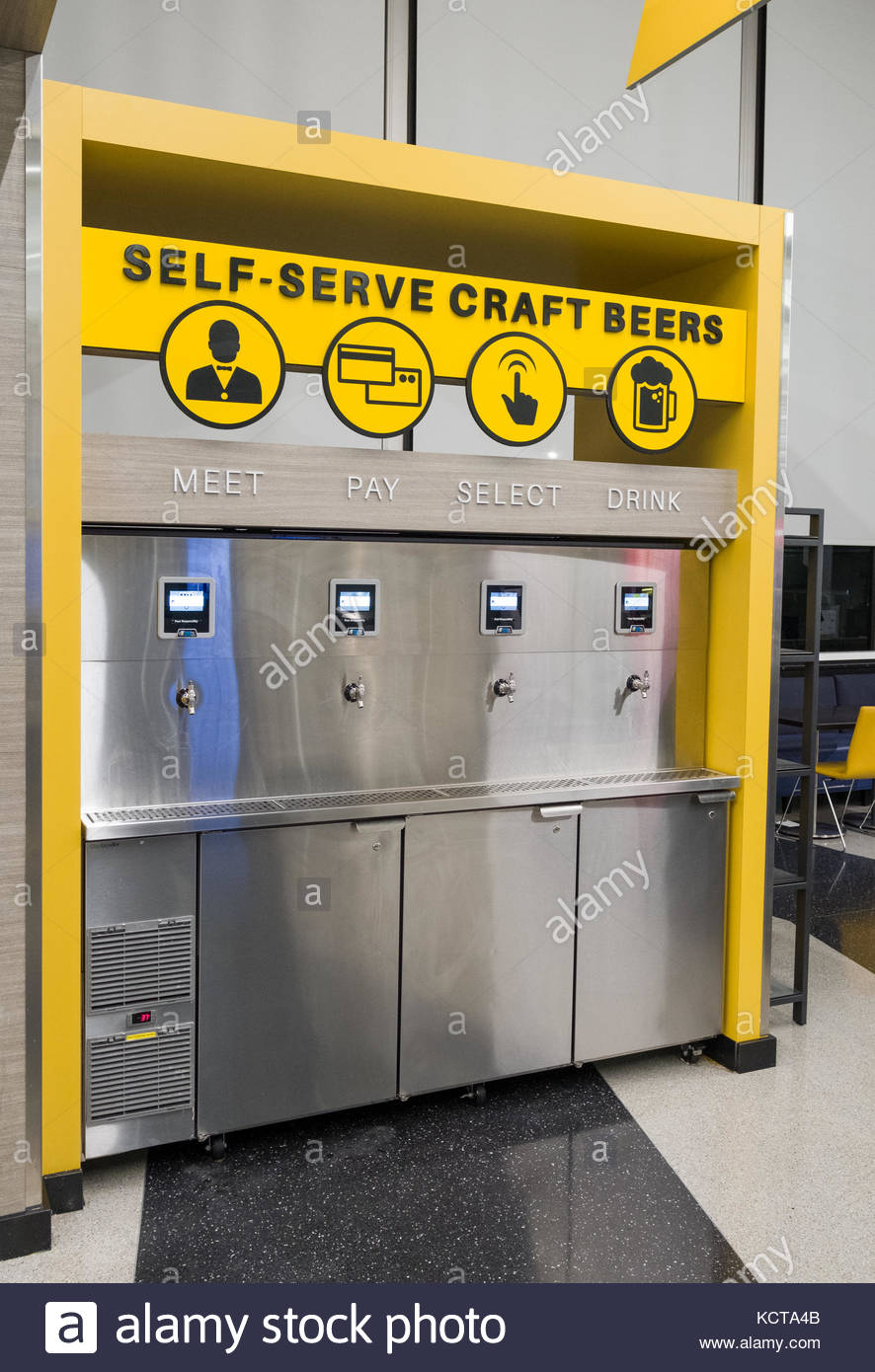 Ohare International Airport High Resolution Stock Photography and ...