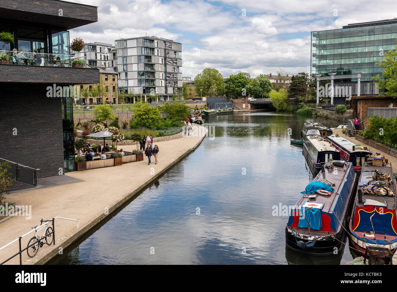 Granary square king's cross hi-res stock photography and images - Alamy