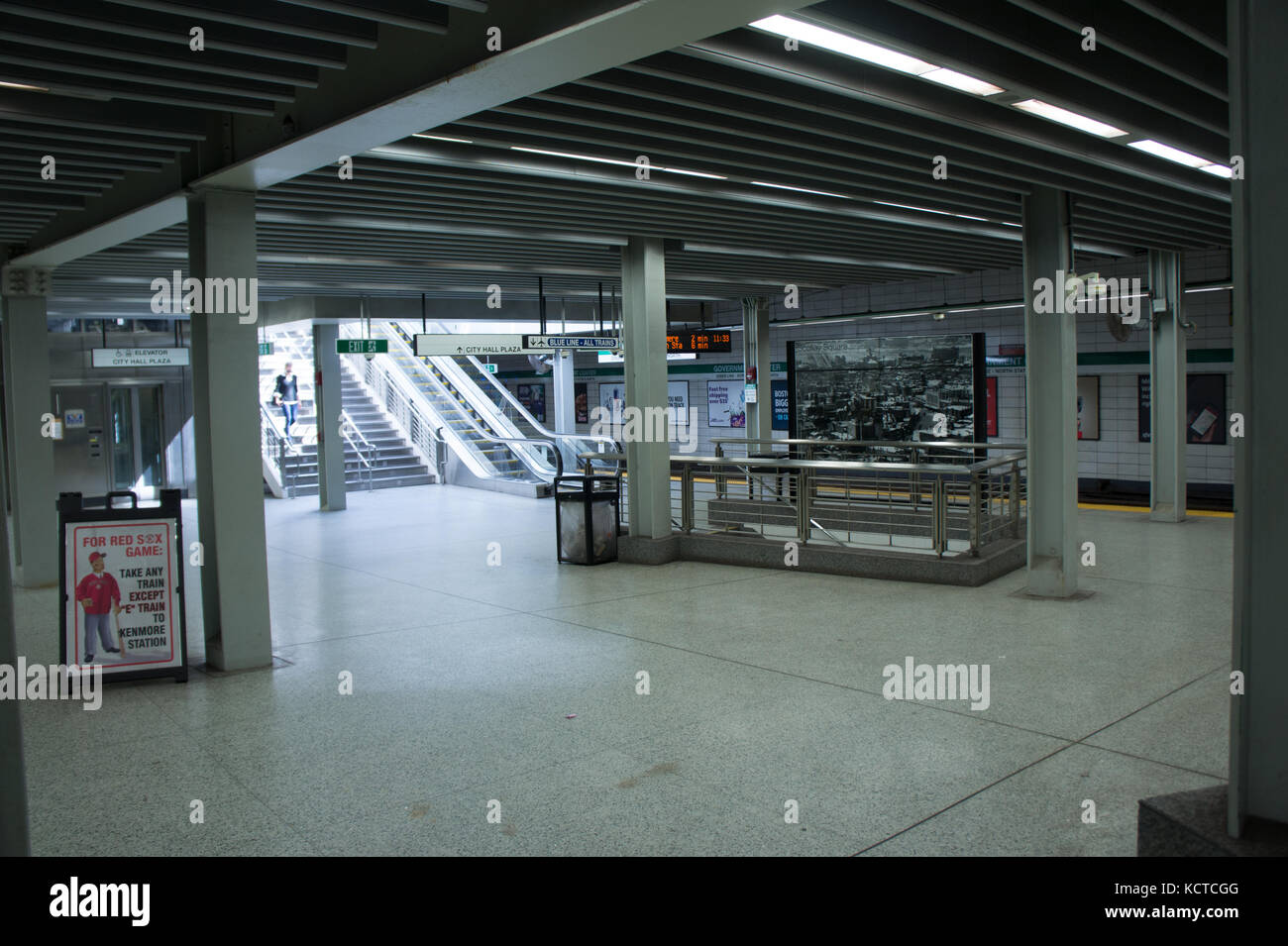 Government center mbta station hi-res stock photography and images - Alamy