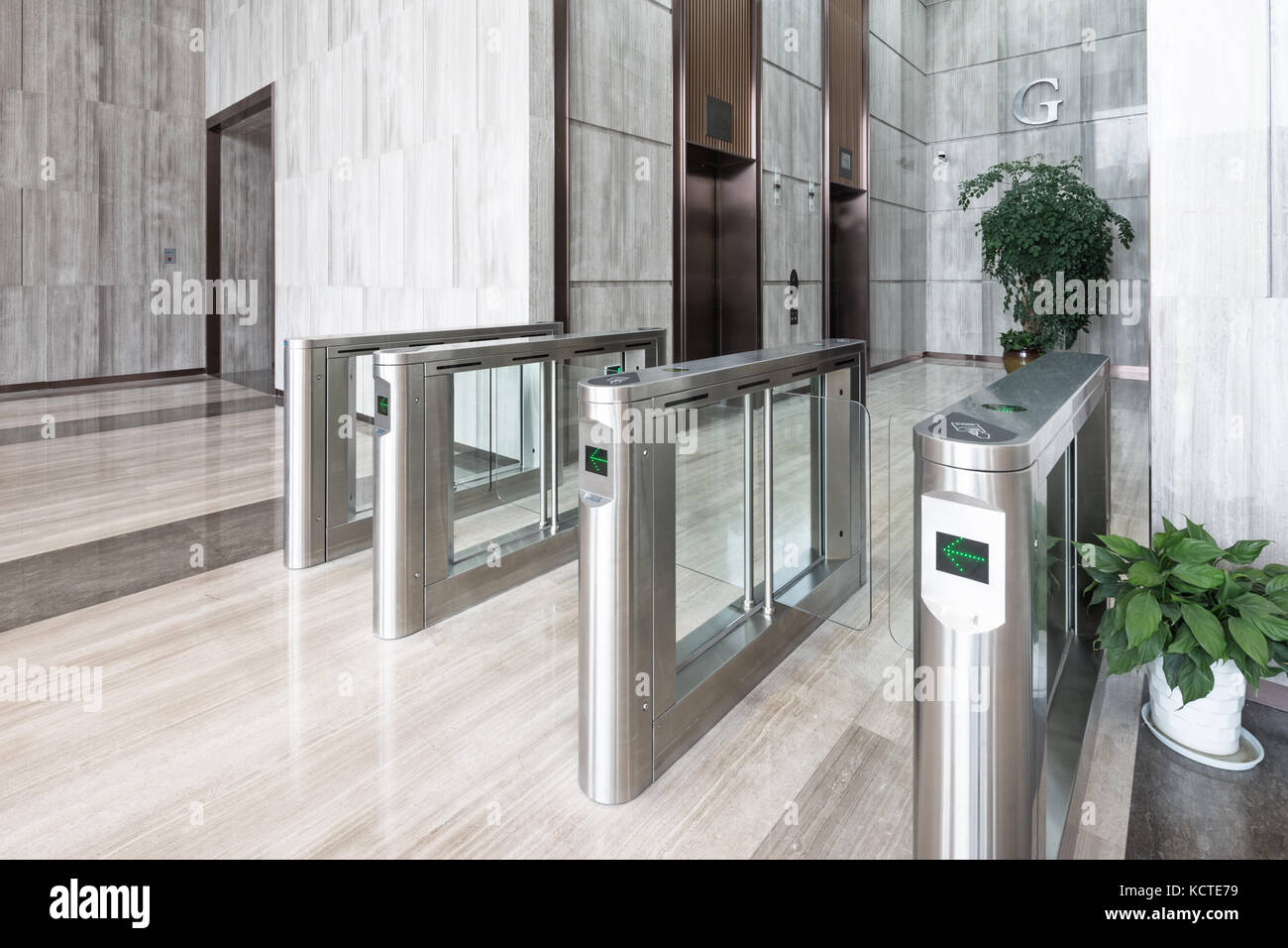 Access equipment hi-res stock photography and images - Alamy