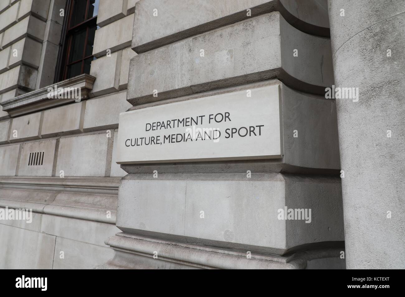 Dcms hi-res stock photography and images - Alamy