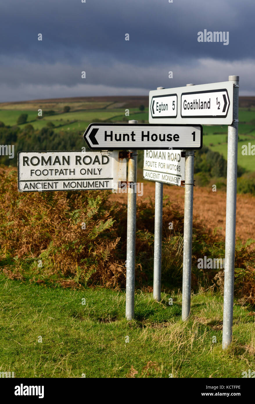 Signpost to an ancient Roman road on Wheeldale Moor Stock Photo - Alamy