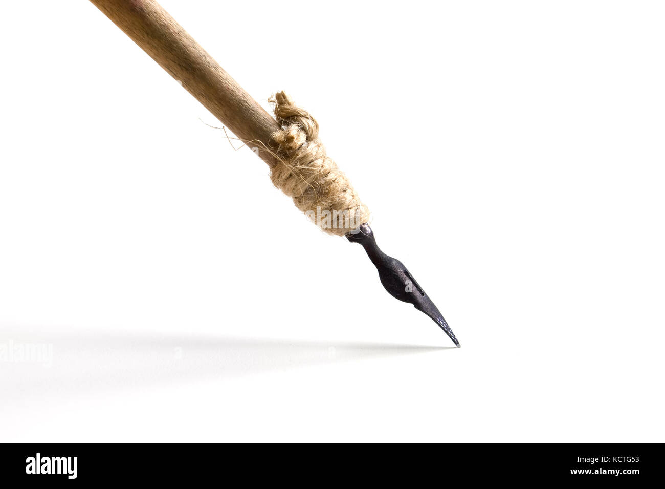 old ink pen isolated on white Stock Photo - Alamy