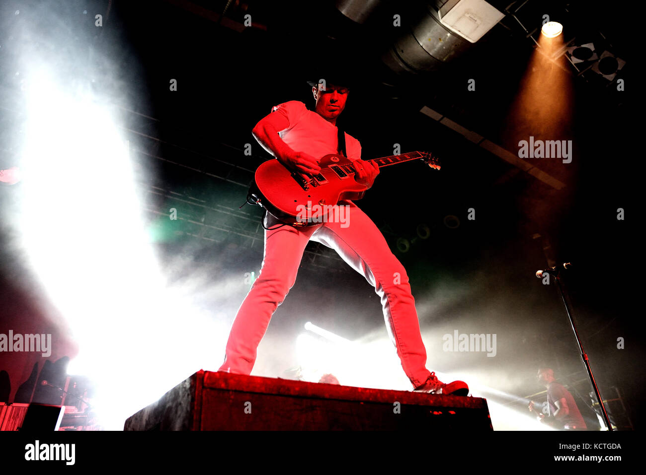 BARCELONA - JAN 17: Sum 41 (punk rock music band) perform in concert at ...