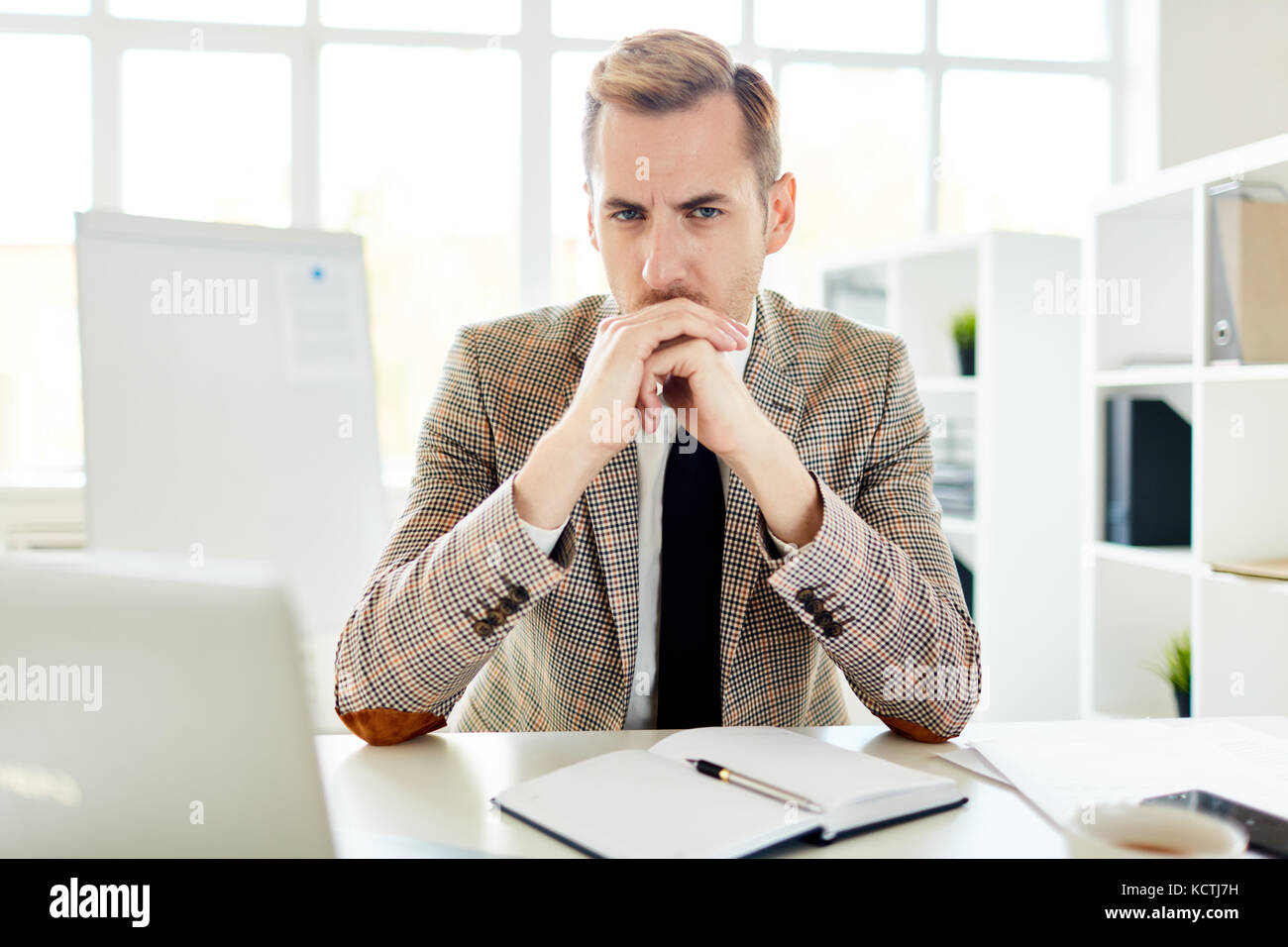 Preparing for trouble hi-res stock photography and images - Alamy