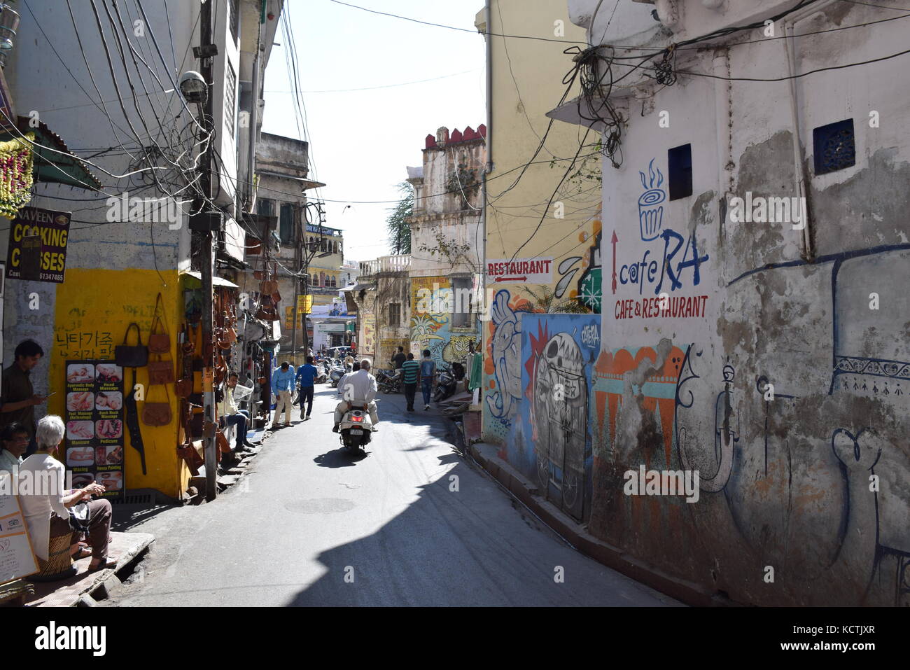 Indian shop facade hi-res stock photography and images - Alamy