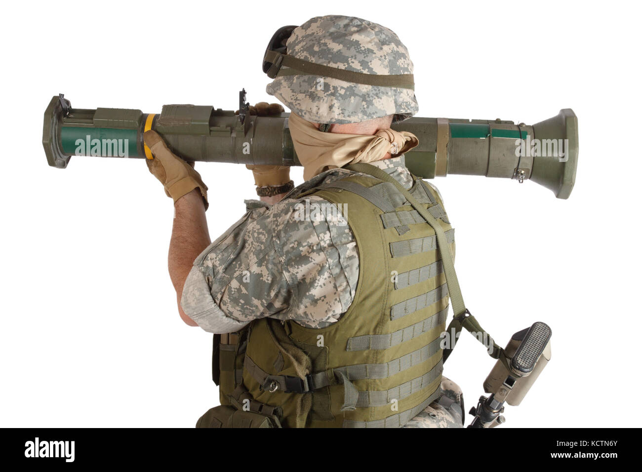 soldier with recoilless rocket gun isolated on white Stock Photo - Alamy
