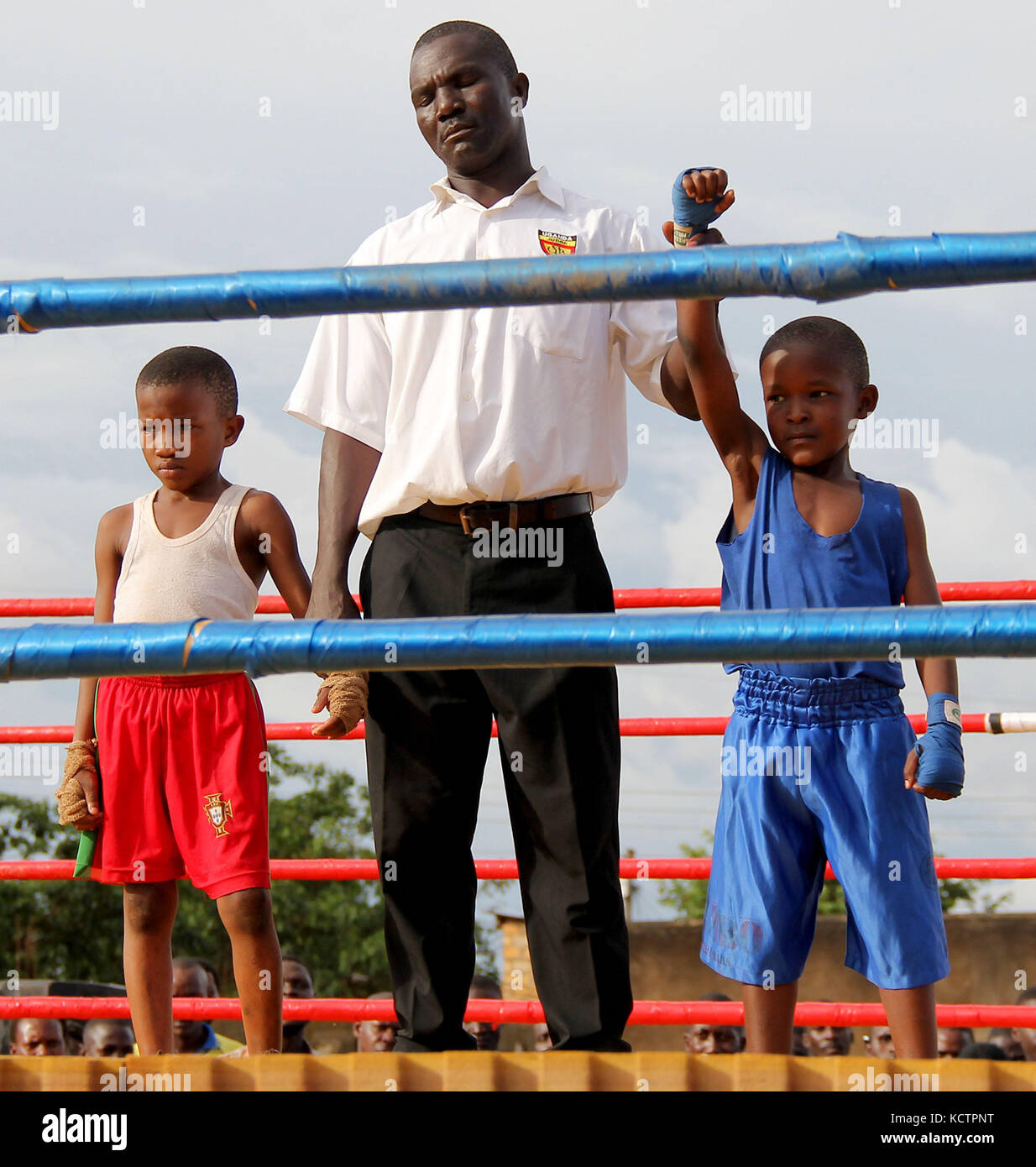 Children take part in a boxing contest in Kampala, Uganda Stock Photo ...