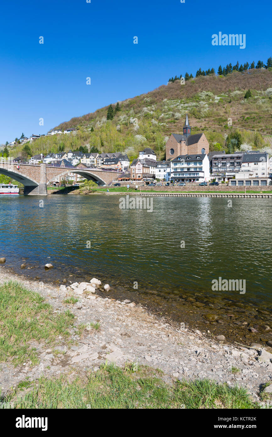 Mosel bridge cochem hi-res stock photography and images - Alamy