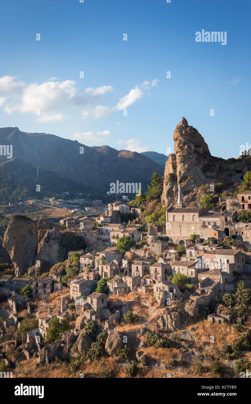 The abadonned village of Pentedattilo, Calabria, Italy Stock Photo - Alamy
