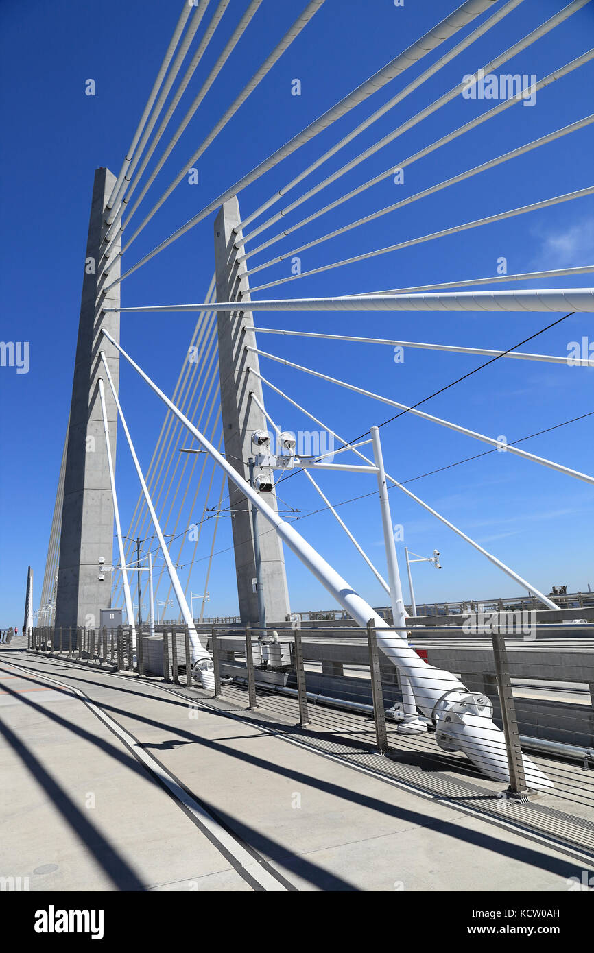 Tilikum Bridge, Portland (Oregon Stock Photo - Alamy