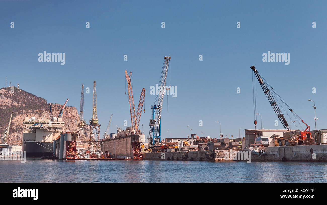 Harbor of Palermo, shipyard - Sicily Stock Photo - Alamy
