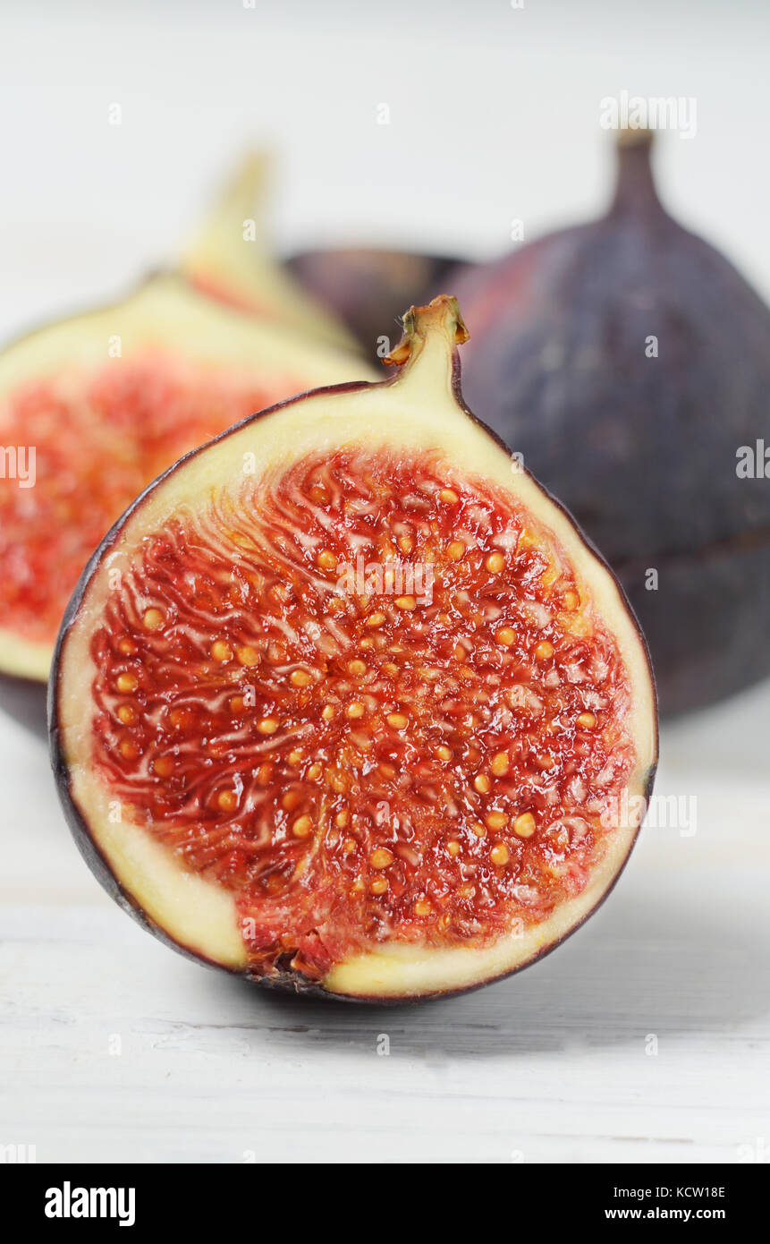 Very Close-up Cuted Fresh and dried Deep Blue Figs Stock Photo - Alamy