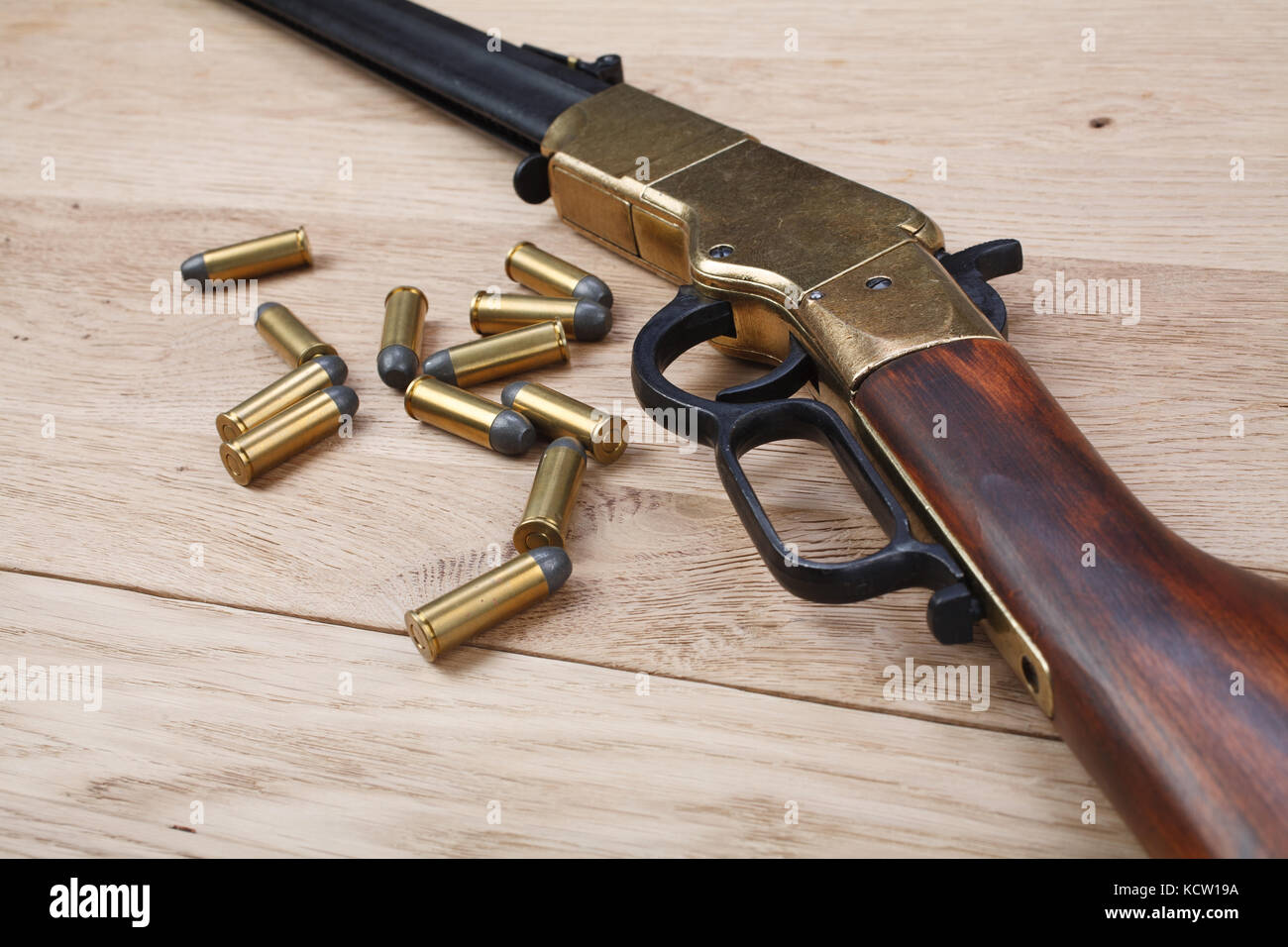 Wild west period repeating rifle Stock Photo - Alamy